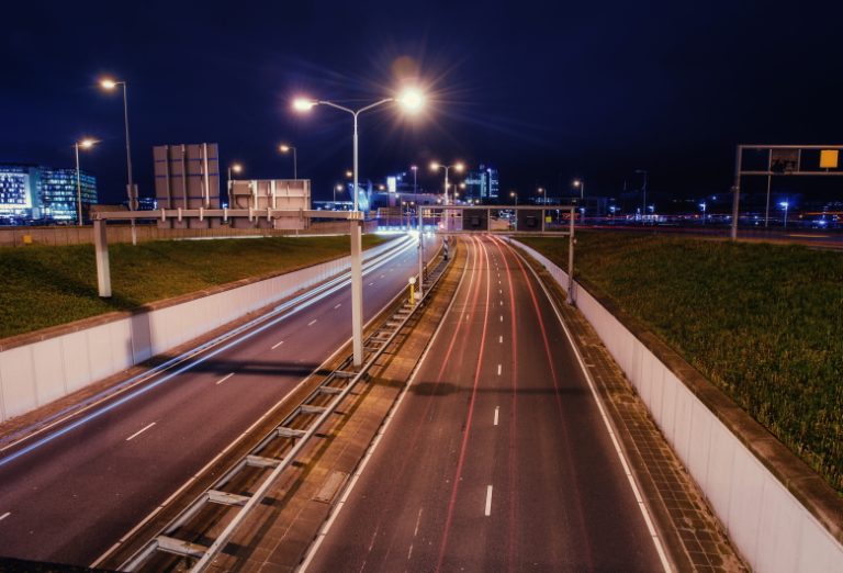 Toll Road & Street Lighting Contractor dari Perencanaan Hingga Implementasi